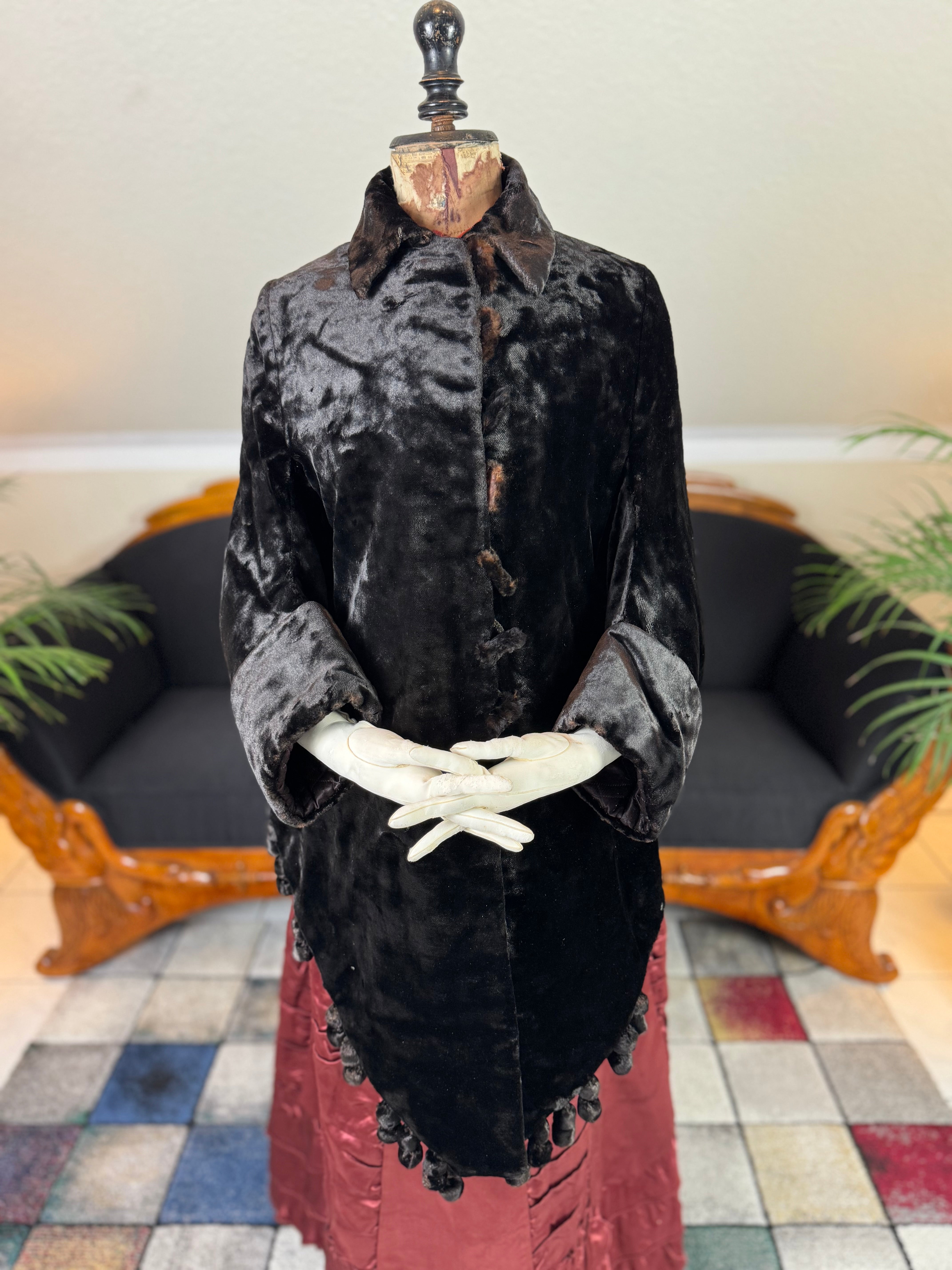 Antique Victorian Velvet Dolman, ca. 1880 – ANTIQUE GOWN